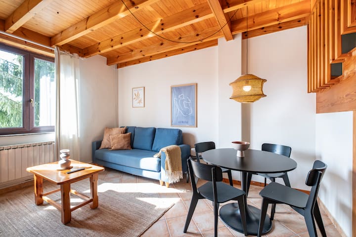 Escuelas De Collía B - Ribadesella