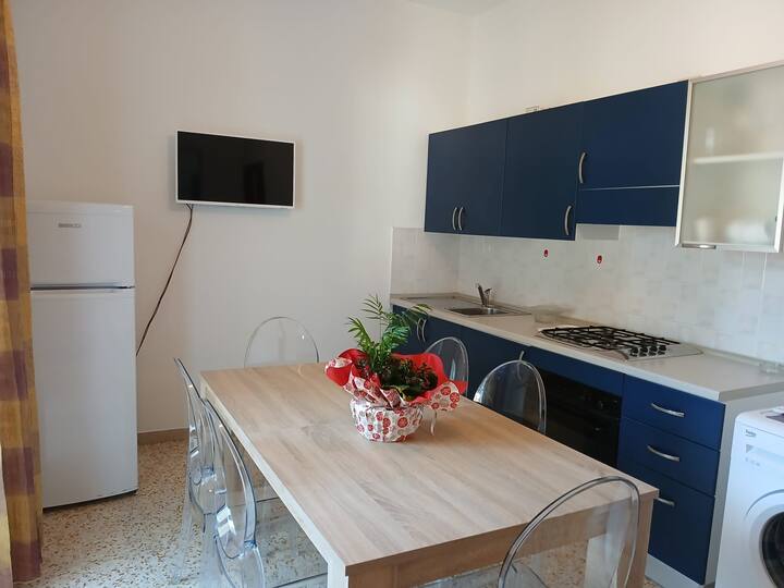 Cv004 - Cervia, Comfortable Three-room Apartment - Cervia