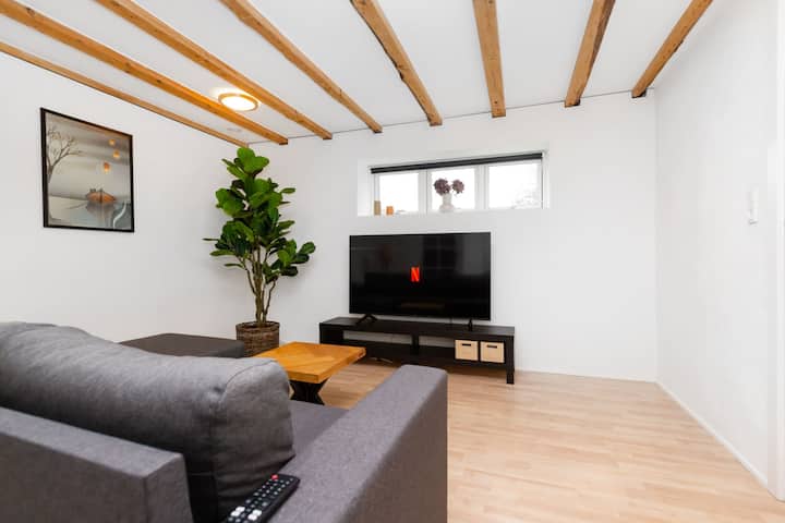 Modern & Fully Equipped Apartment With Room For 4 - Aarhus