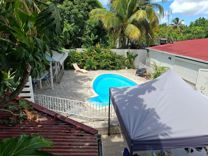 Maison à Morne-à-l'eau. - Guadeloupe