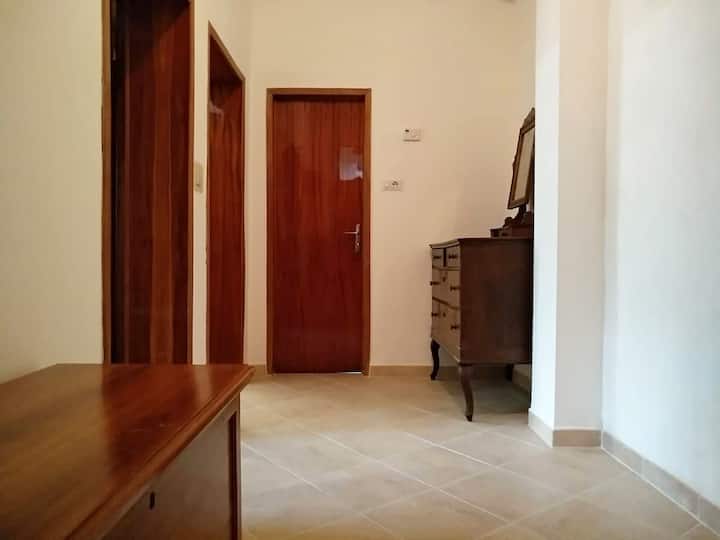 Hoarder's Home - Porto San Giorgio