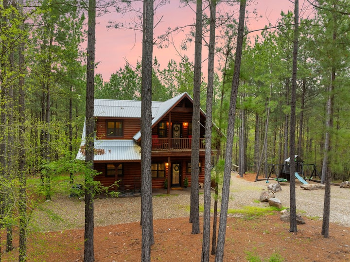 Pool Table-arcade-play Set-pets-be Still & Know - Hochatown, OK