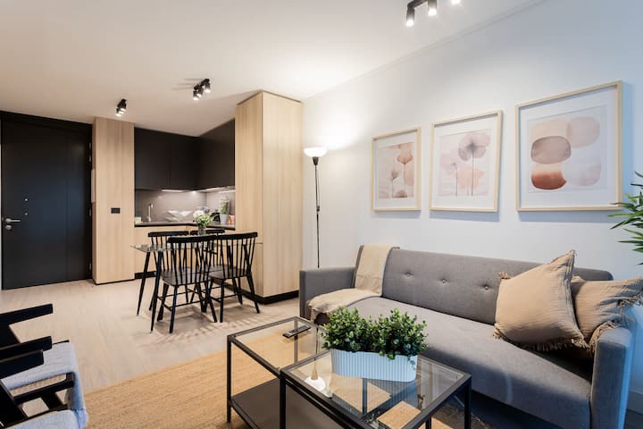 Exclusive Experience 1br In Las Condes | 3 Sleep - Las Condes