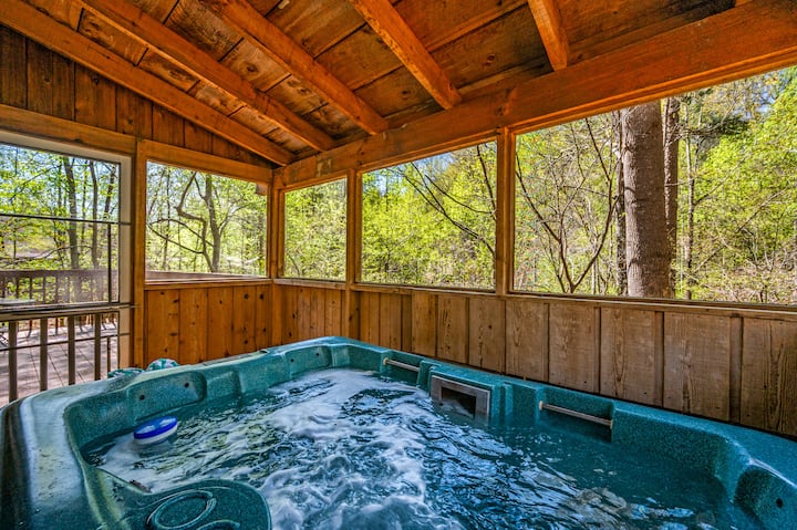 Quiet~hot Tub~fireplace~honeymoon~hiking~relax - Tennessee