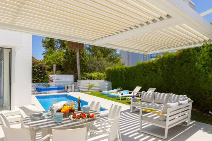 Sunset Family Villa W Heated Pool | 1-min To Beach - Протарас