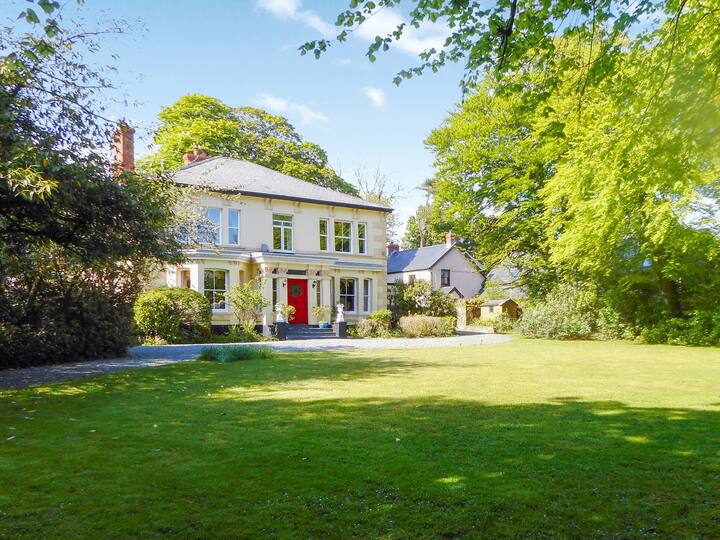 The Garden Lodge Flat - Uk49415 - Tenby