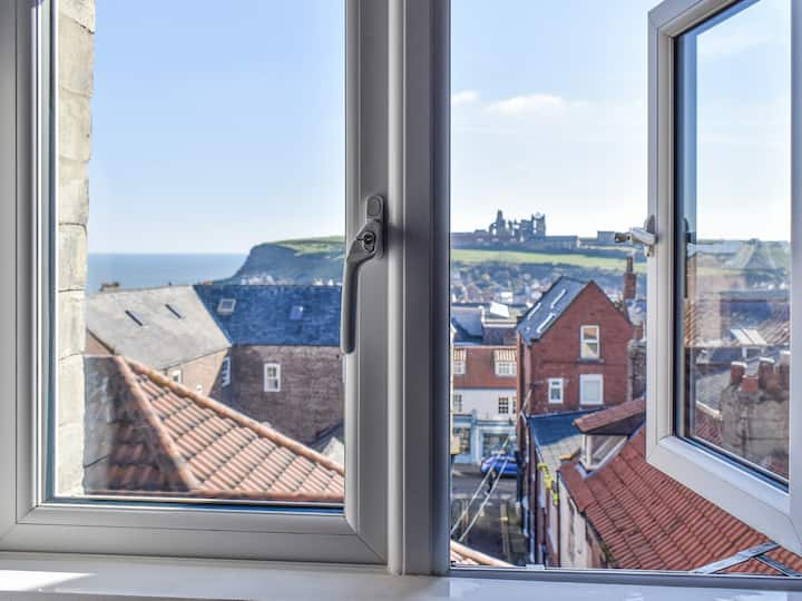 The Perfect View - Whitby