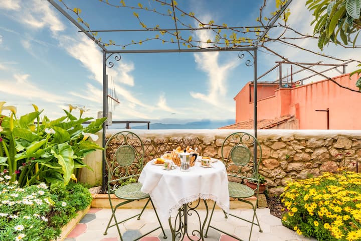 Il Borgo - Casa Ottocentesca - Baunei