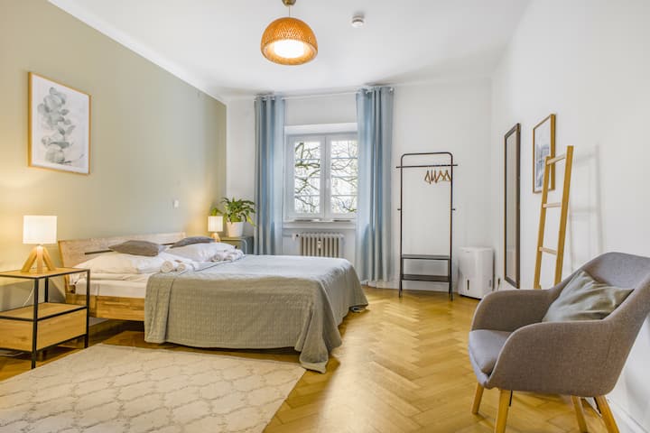 Spacious | 3 Br | Wi-fi, Kitchen, Games | Cruwzo - Ingolstadt