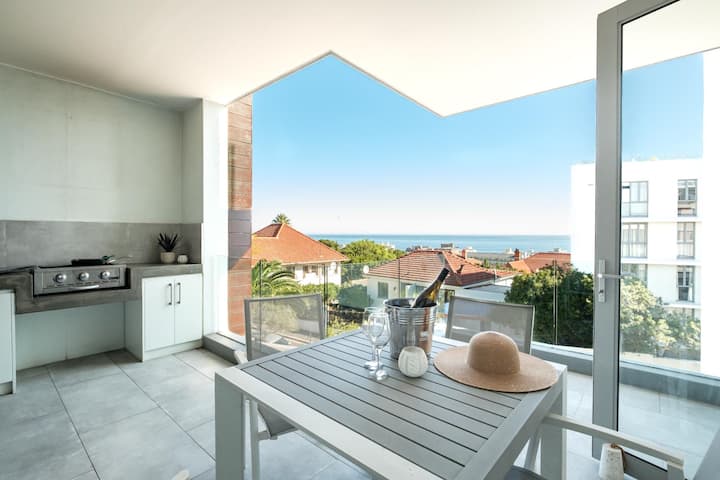 Bright 2bed In Sea Point W Sea Views Helio Haven - Cape Town