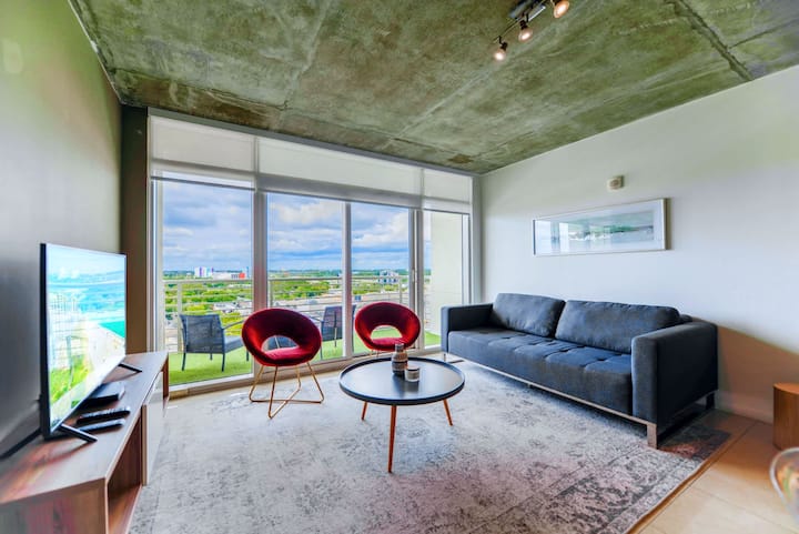 Modern Midtown Gem - Walk To Everything - Miami, FL