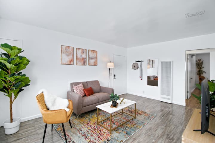 Modern 2br Unit + Parking + Near Dtla #Travelsgv - Alhambra, CA