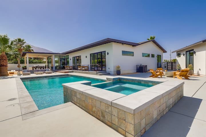 Newly Renovated Stunning Retreat In Prime Location - Palm Springs