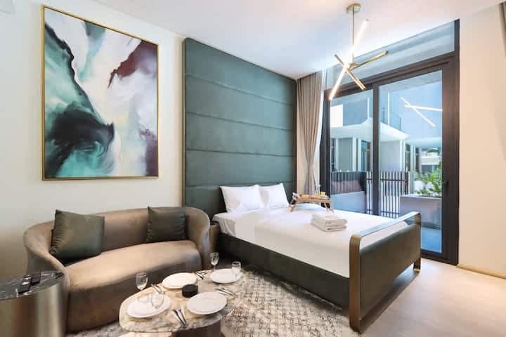 Livbnb - Serene Studio With Private Terrace In Jvc - Dubai