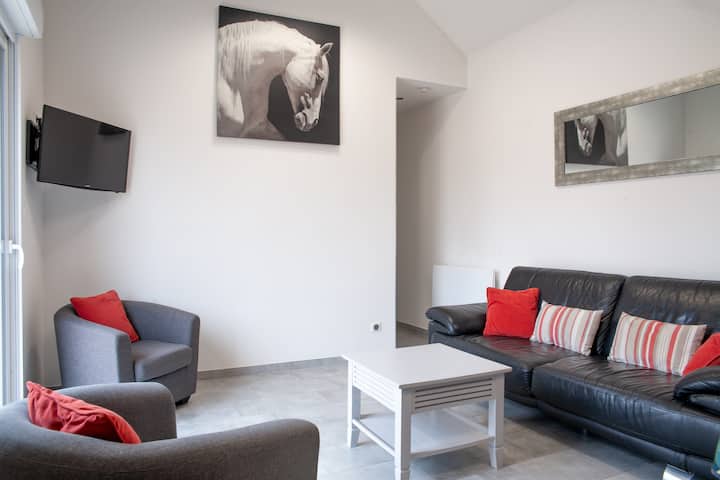 La Diligence - Jardin, Parking Privé - Roye