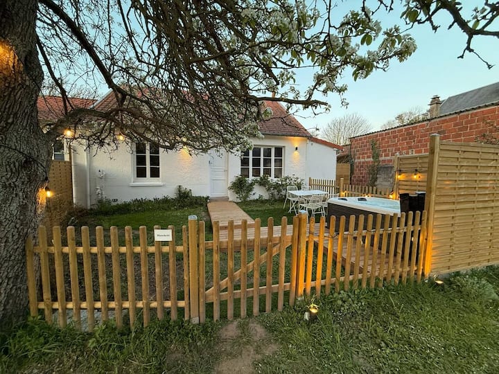 Appartement Avec Jacuzzi - Accès Piscine Partagée - Le Tréport