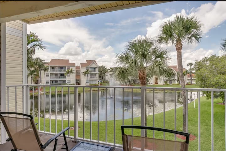 Beachside Pond View Retreat - Melbourne, FL