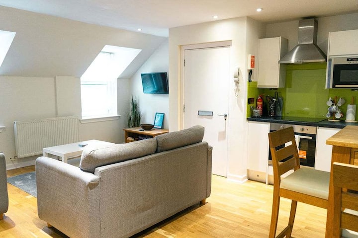 Charming Apartment Near Dean Village - Edinburgh