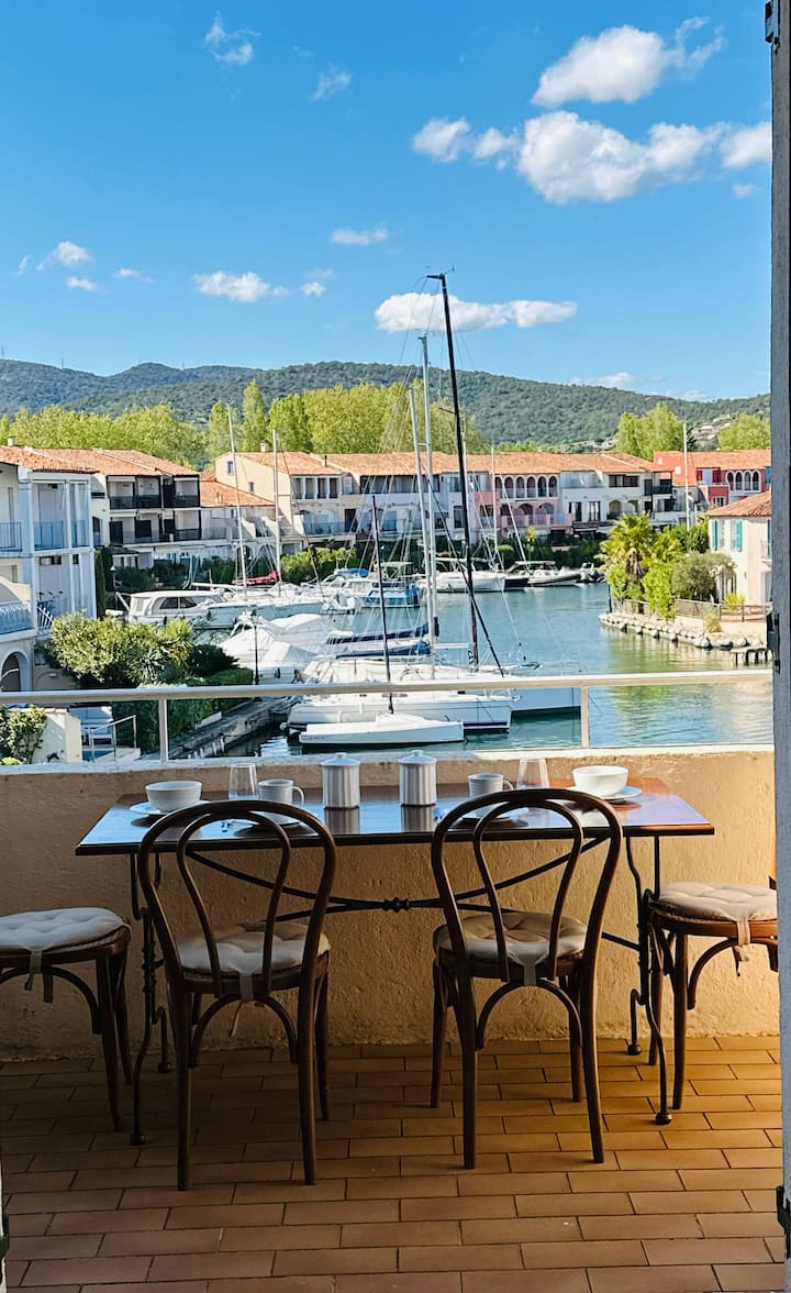 ÉChappée Bleue Port Grimaud Vue Marina - Grimaud