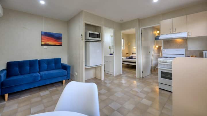 Two Bedroom Cabin - Dubbo