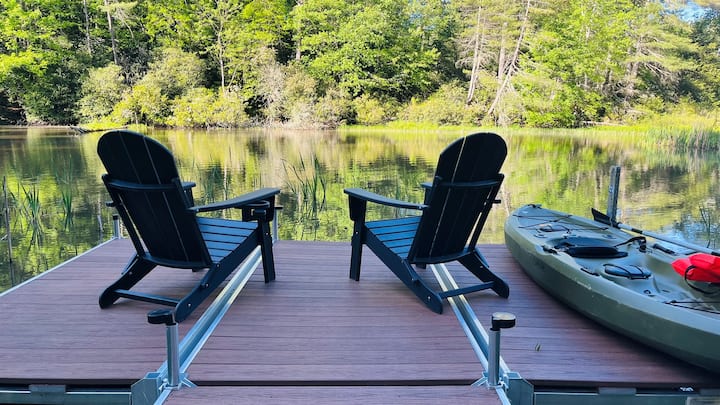 Cattail Cottage On Private Lake - Walk To Town - Cashiers, NC