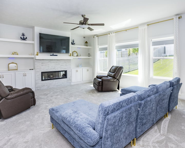 5br Family Home • Games • Bbq • 3-car Garage - Gretna, NE