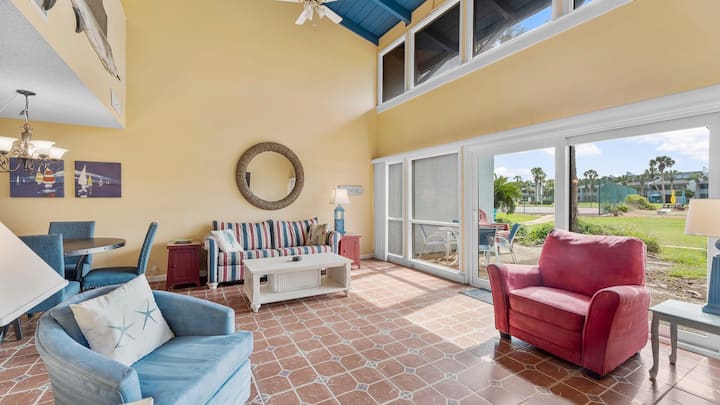 Unit 11, Anchors Away, 2 Bedroom Beach Condo - Alys Beach, FL