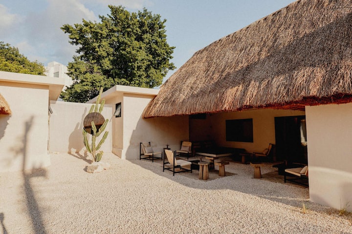 Ixum - A Haven Of Creativity And Culture - Cancún