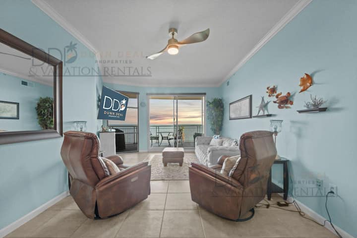 Legacy Tower Ii #405, Overlooking The Beautiful Gu - Biloxi, MS
