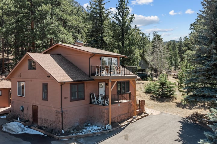 The Quilt House - Estes Park, CO
