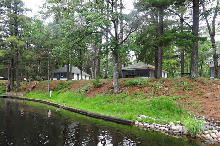 Charming 2br Waterfront | Dock & Wifi - Manitowish Waters, WI