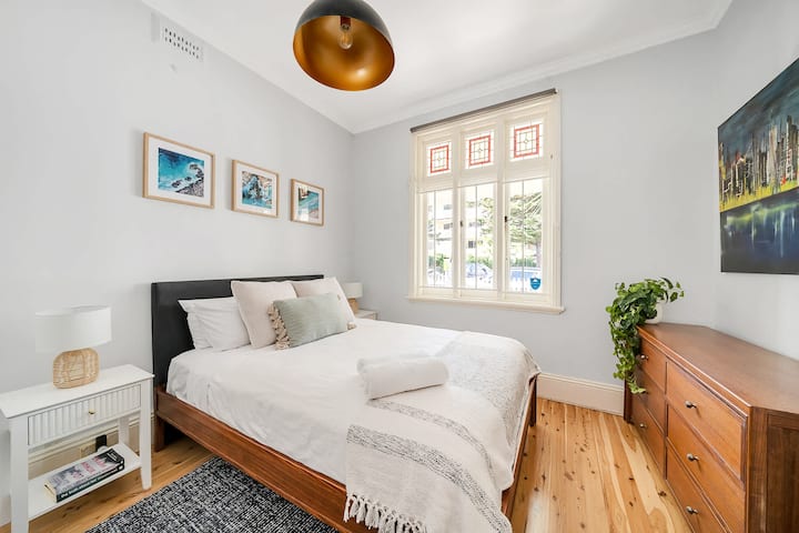 Marvelous Manly Home Moments From The Beach - Manly