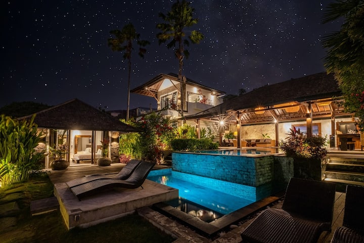 25% Off Luxury 5br | Sea View | Near Beach Uluwatu - Australia