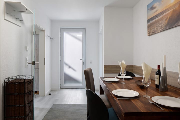 2 Zimmer Apart- Mit Küche, Terrasse - Freiburg