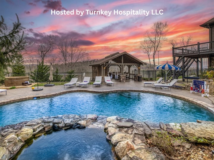 Eclectic, Pool, 8 Kings, Views, Games & Sleeps 25 - Blue Ridge, GA