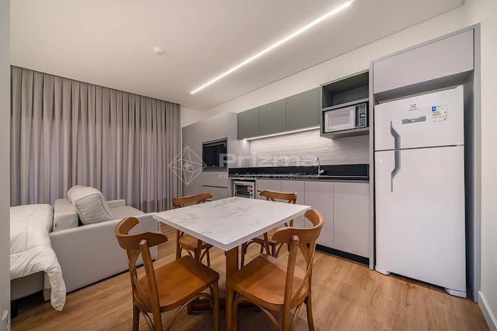 Flat Moderno E Bem Localizado A 120 Metros Da Praia De Bombinhas – Até 4 Pessoas - Bombinhas