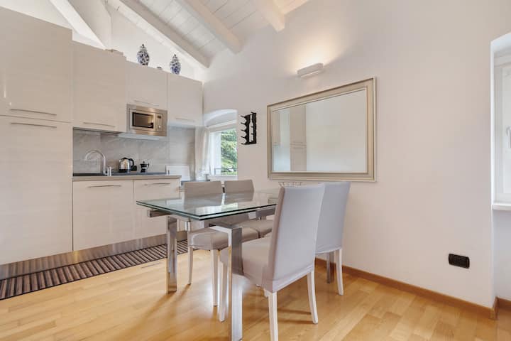 White Residence Apartment - Riva del Garda