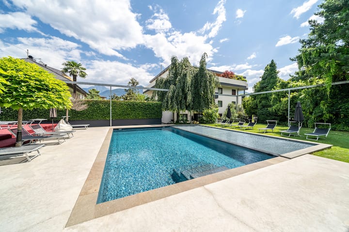 Goldfinger Individual Apartment - Lana