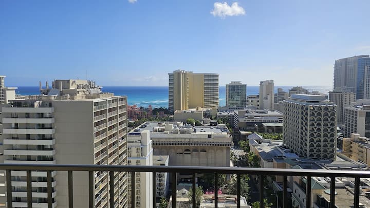 Fantastic View In Middle Of Waikiki - Hawaï