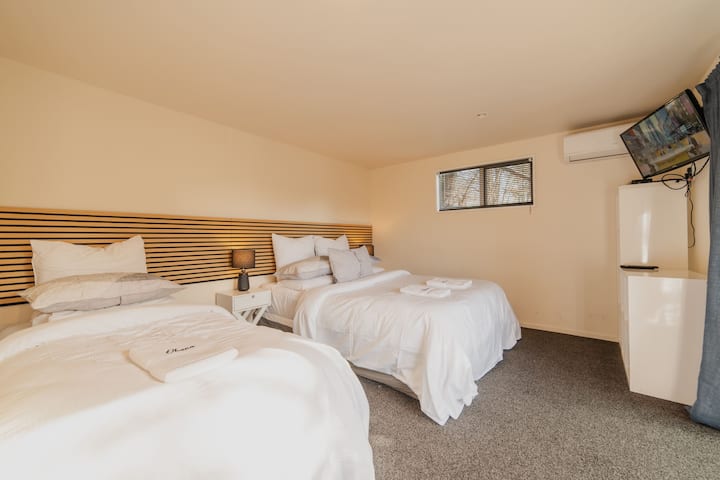 Eclipse Suite For 3 - Parking, Kitchen - Mt Dobson Ski Area