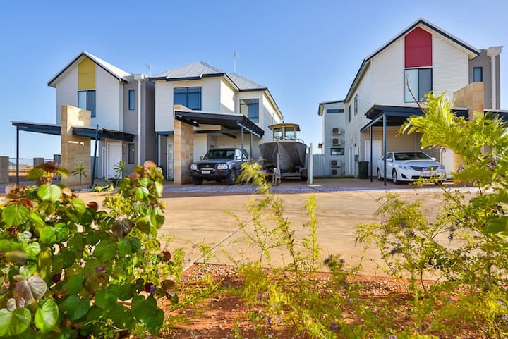 Manta - 2 Storey Villa With A Place For The Boat - 埃克斯茅斯