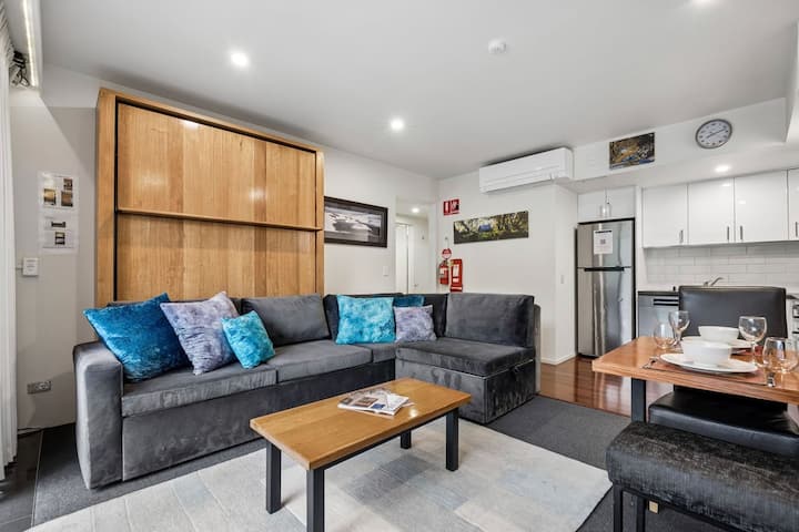 Lantern 05 - Balcony - 斯雷德博