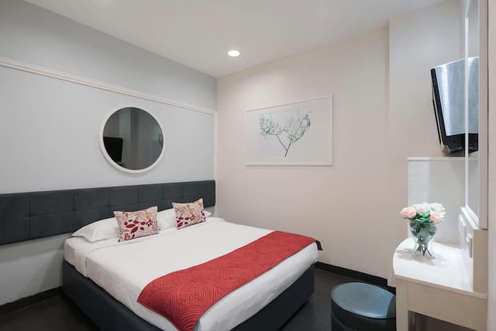 Standard Queen Room(no Window) 10mins From Orchard - Newton