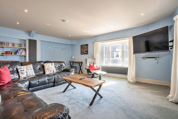 Finest Retreats | Beau View At Gadlys House - Beaumaris