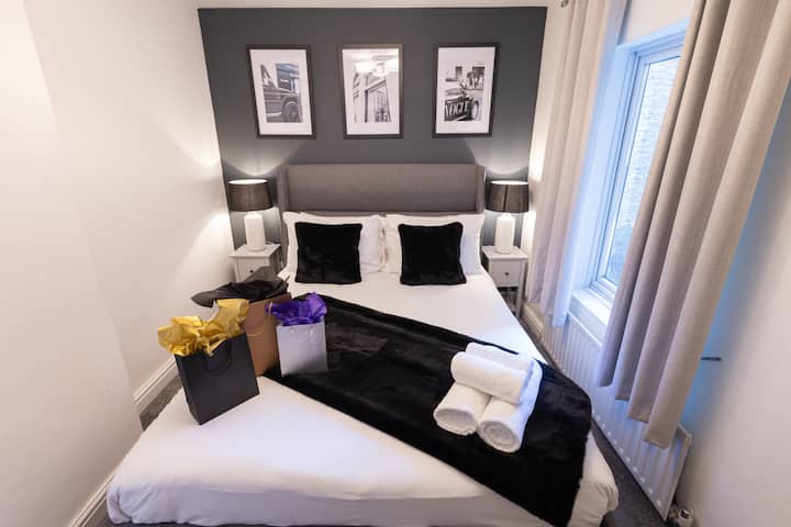 London Urban Charm | Westfield Shopping In 2 Mins! - Londres