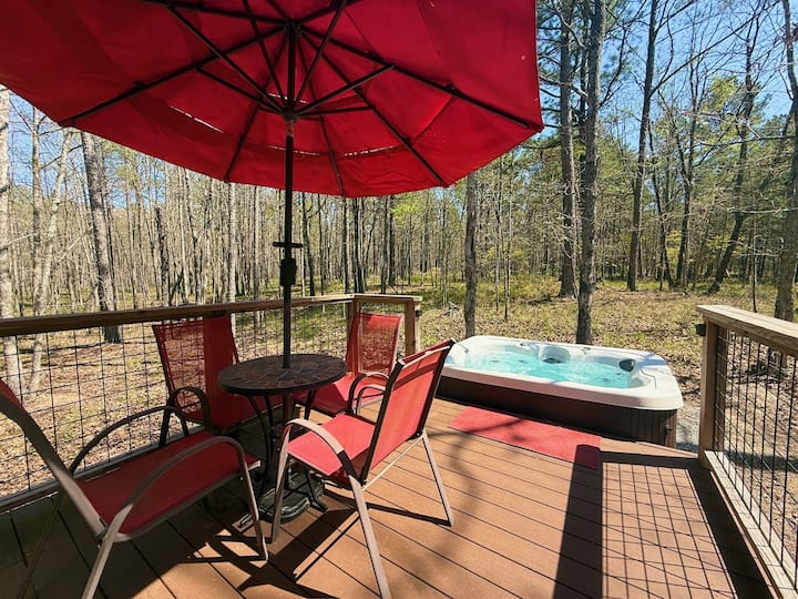 Mentone Tranquility Base With Hot Tub | Fast Wi-fi - Mentone, AL