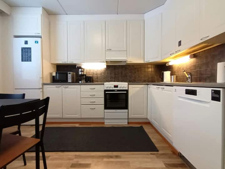 Spacious Apartment For 6 Guests - Riihimäki