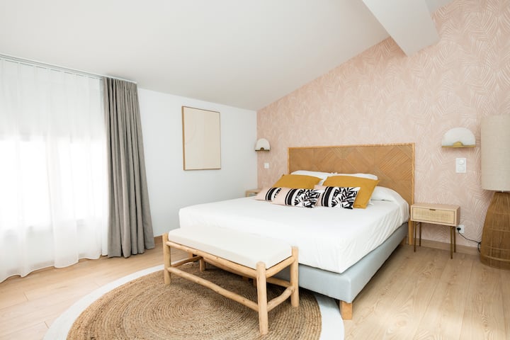 La Plage à 50m ! Charmant Chambre + Piscine - Cerbère