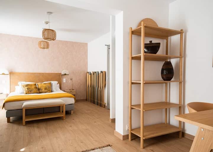 La Plage à 50m ! Chambre Pmr Avec Accès Piscine - Cerbère