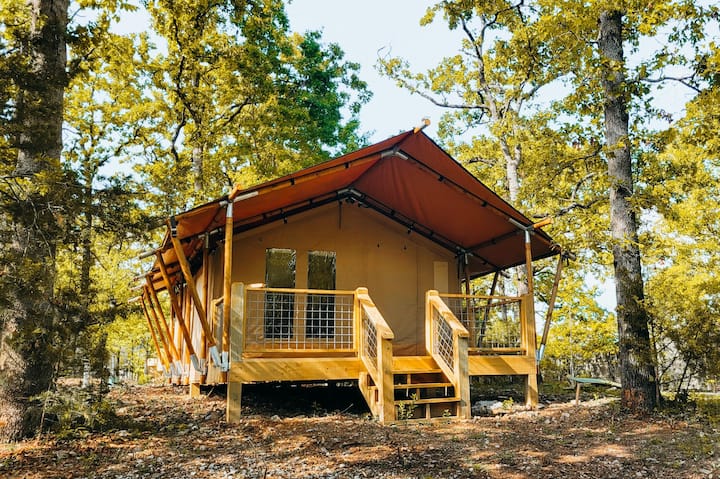 Glamp + Hike + S'mores Vibes - Branson, MO